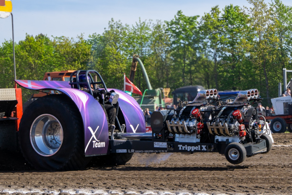 2500kg light modified - Dansk Tractor Pulling